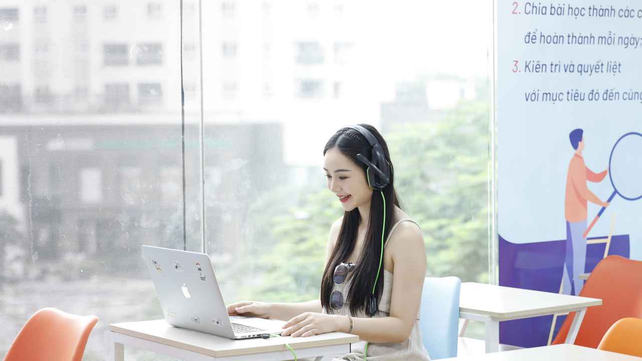 Smartcom English - Khoá Học IELTS Uy Tín Cam Kết Đầu Ra